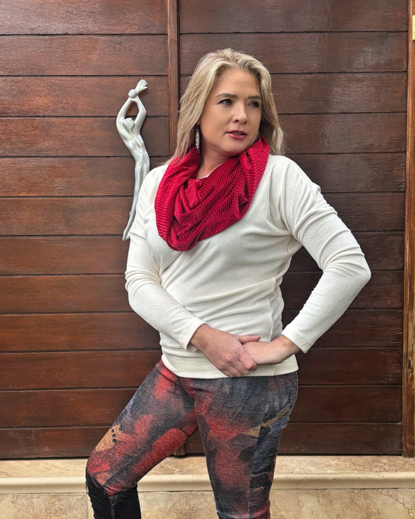 Tabia Snood - Red Velvet Rib – Kikuti Couture Shop